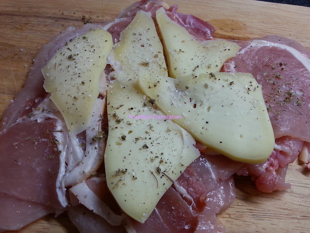 Petto di pollo ripieno - Stuffed chicken breast ~ Foodie in Translation