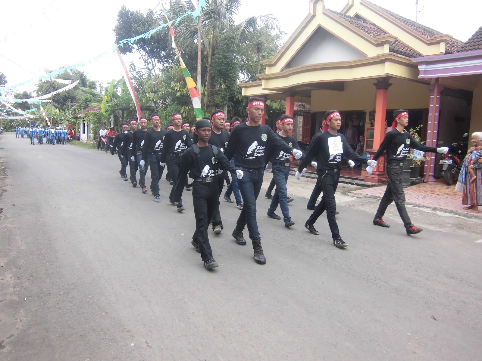 Serdadu Pelajar NU dari Ufuk Timur Trenggalek dalam Gerak Jalan HUT RI ... Serdadu Pelajar NU dari Ufuk Timur Trenggalek dalam Gerak Jalan HUT RI ...