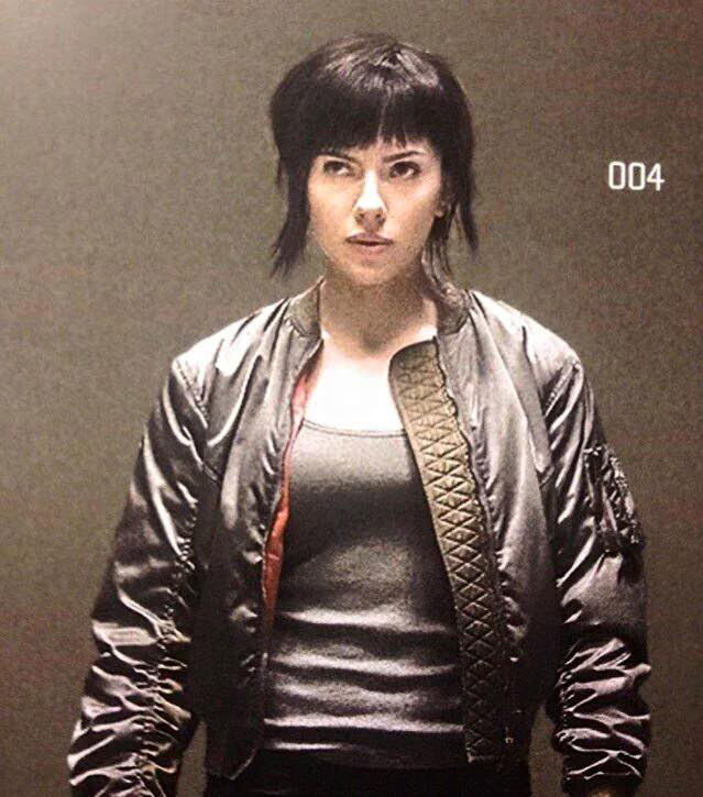 LAS CRÓNICAS DE AXA: Nueva imagen de Scarlett Johansson como Motoko ...