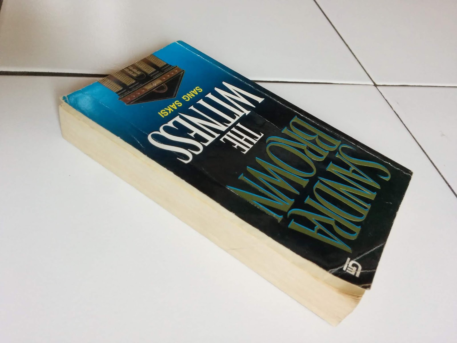 The Witness (Sang Saksi) - Sandra Brown | Aksiku Toko Buku Bekas Online