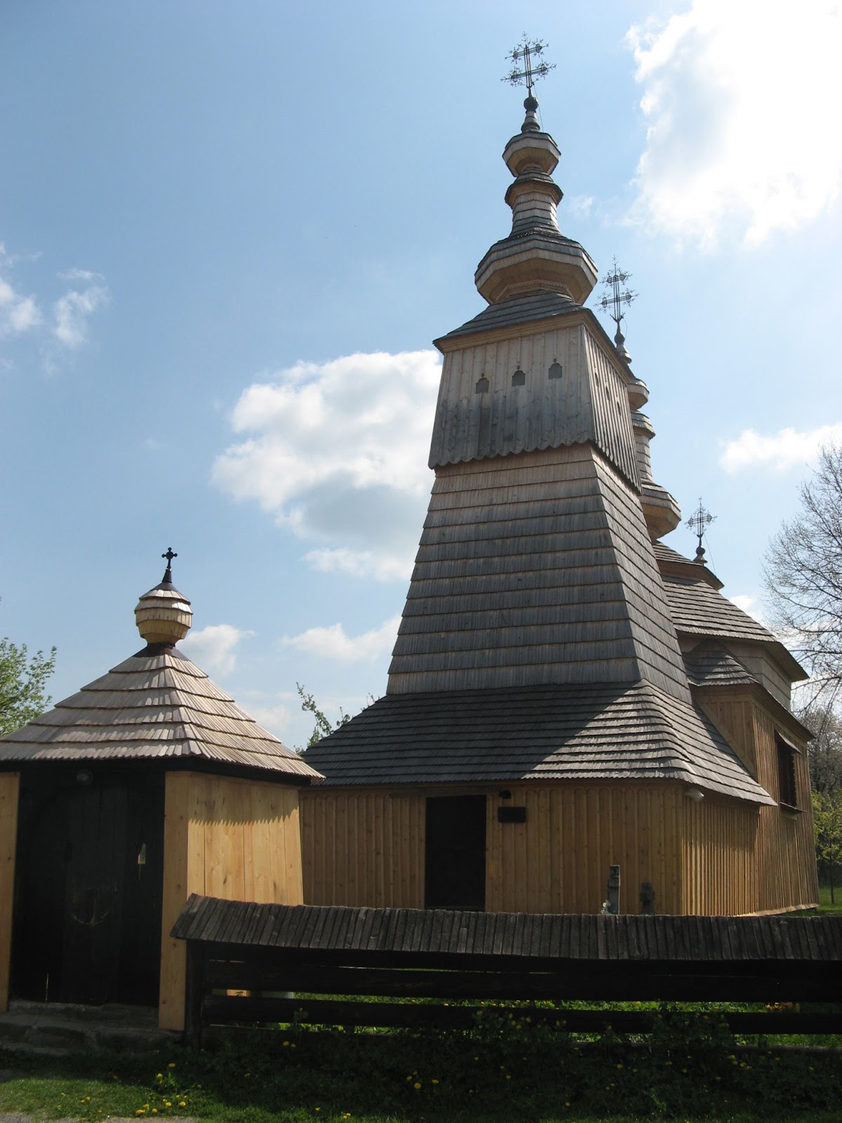 Wooden Churches and Folk Architecture of Central & Eastern Europe ...