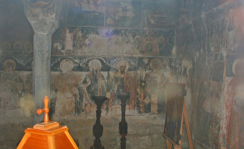 ΝΑΟΙ ΣΤΗ ΜΑΝΗ: ΠΡΟΑΣΤΙΟ (ΔΙΑΦΟΡΕΣ)