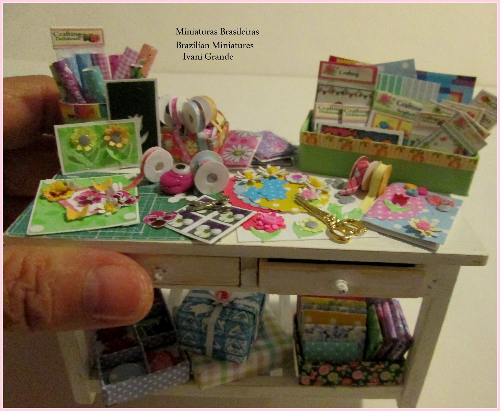 BRAZILIAN MINIATURES: SCRAPBOOK- Miniatures