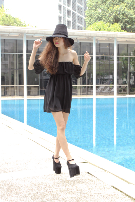 Ohsofickle: Outdoor Shoot