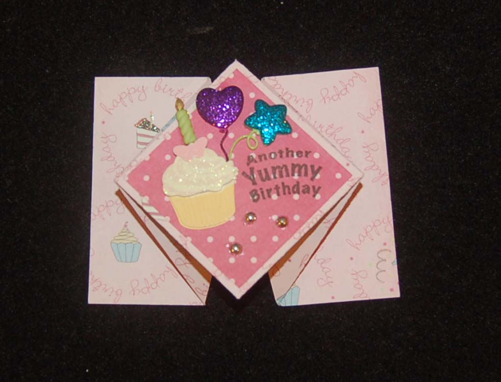 Lynn's Craft Blog: An Exploding Birthday Card
