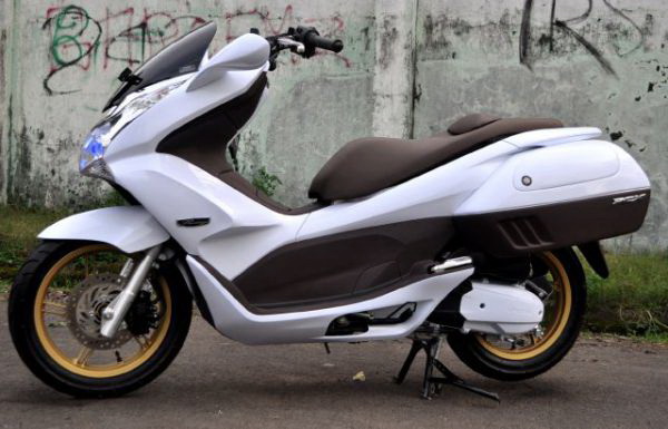 Doctor Matic Klinik Spesialis Motor Matic: MODIFIKASI HONDA PCX