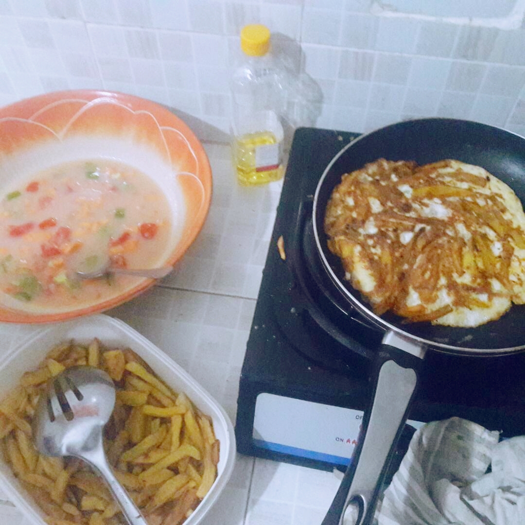 The Marietta DeGrant Blog: 🎀 🎅🎄A Merry Chips-Mayai 🙌