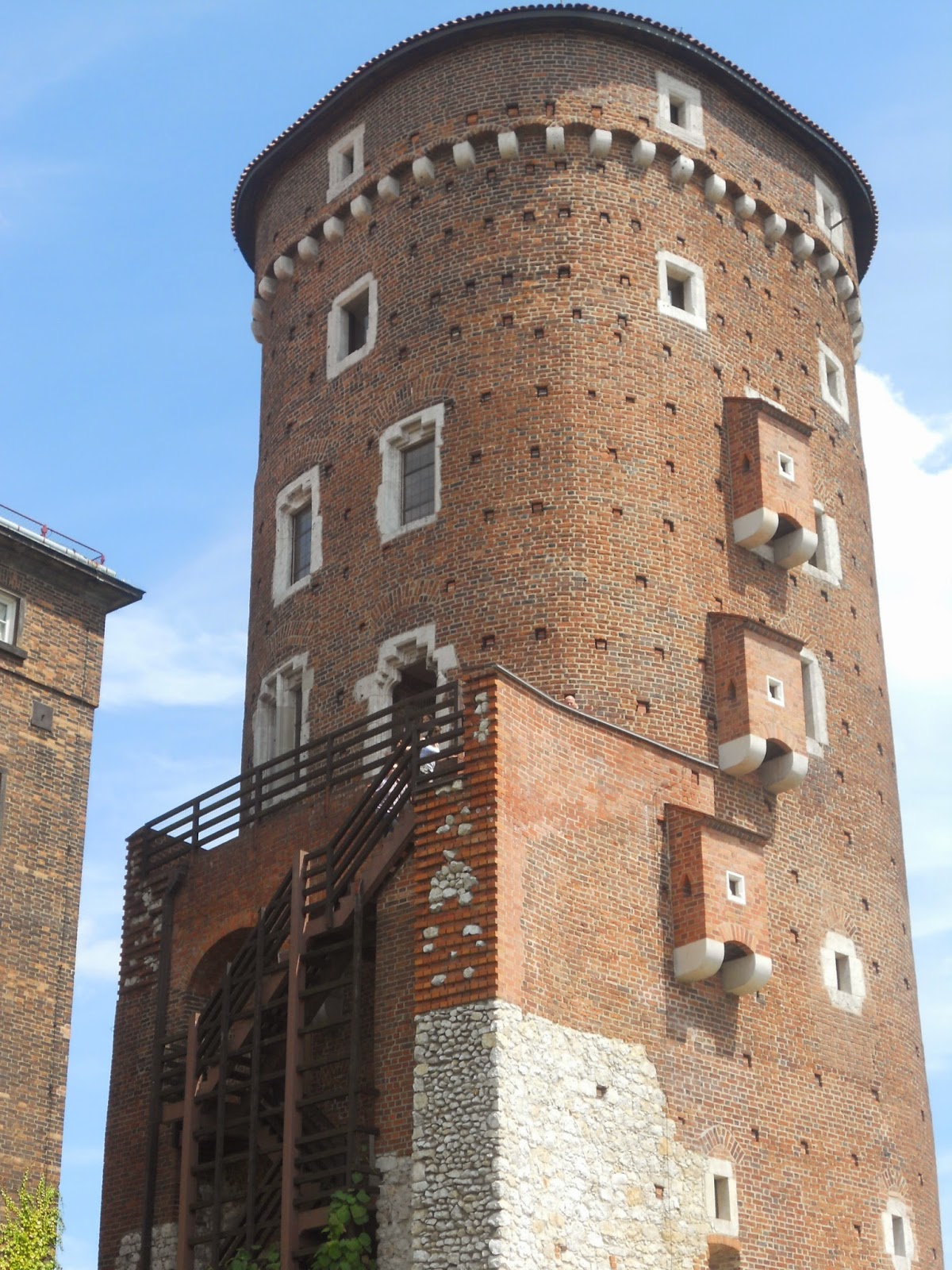Historia y Genealogía: La Colina de Wavel. Croacia. Polonia