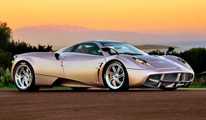 Koleksi Foto dan Gambar Mobil Sport Pagani Huayra