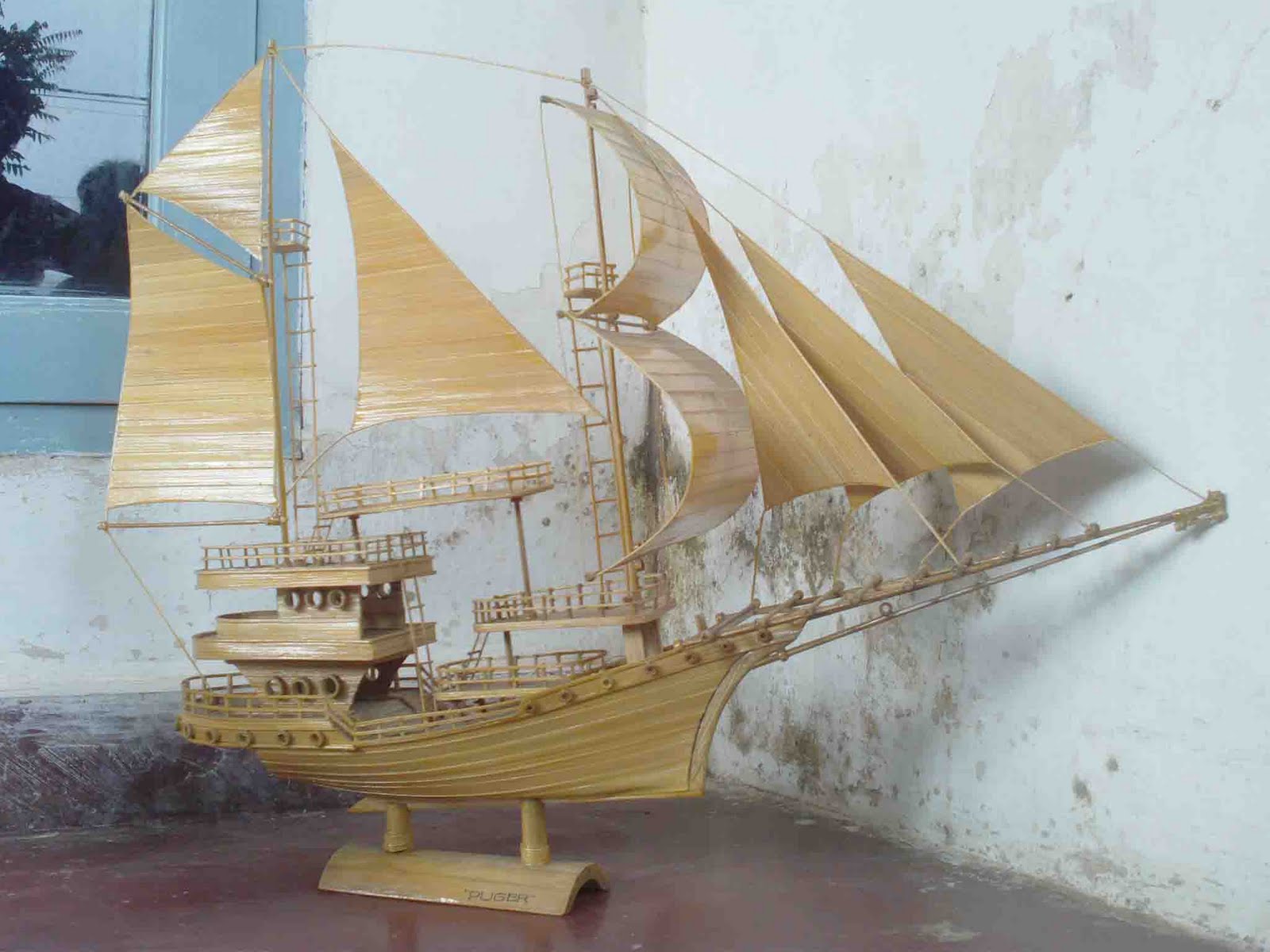 miniatur kapal layar dari bamboo by okalpuger seni itu indah | KANG LINTAS