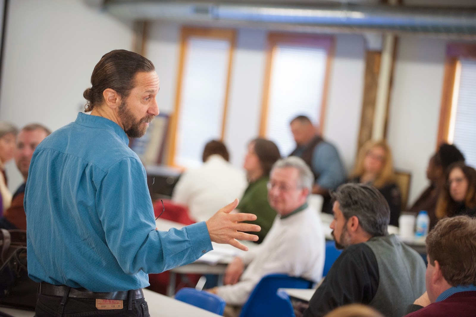 Union Institute & University News: Nominate Faculty for the Service Award