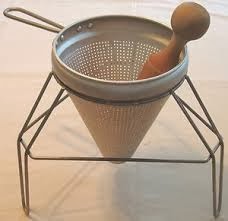 The Prudent Life: Applesauce Day!