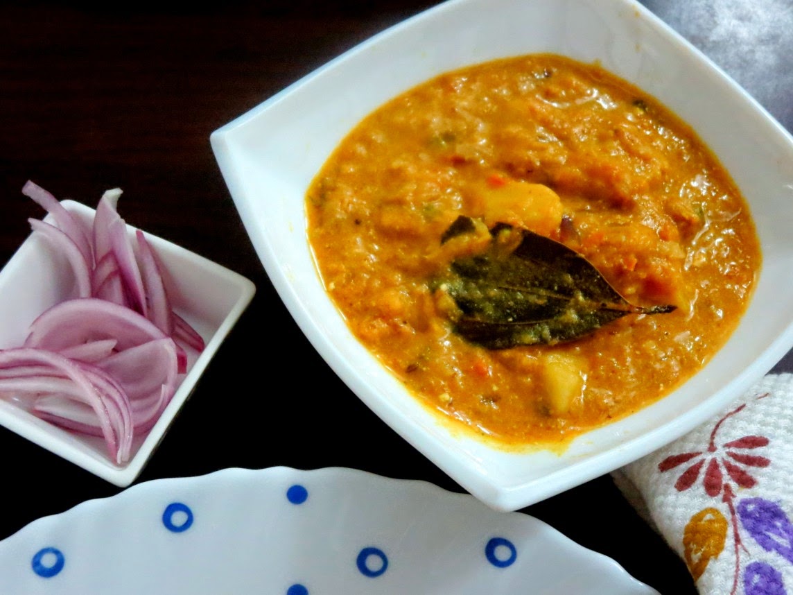 Khoba Roti, Aloo Ki Subzi from Rajasthan