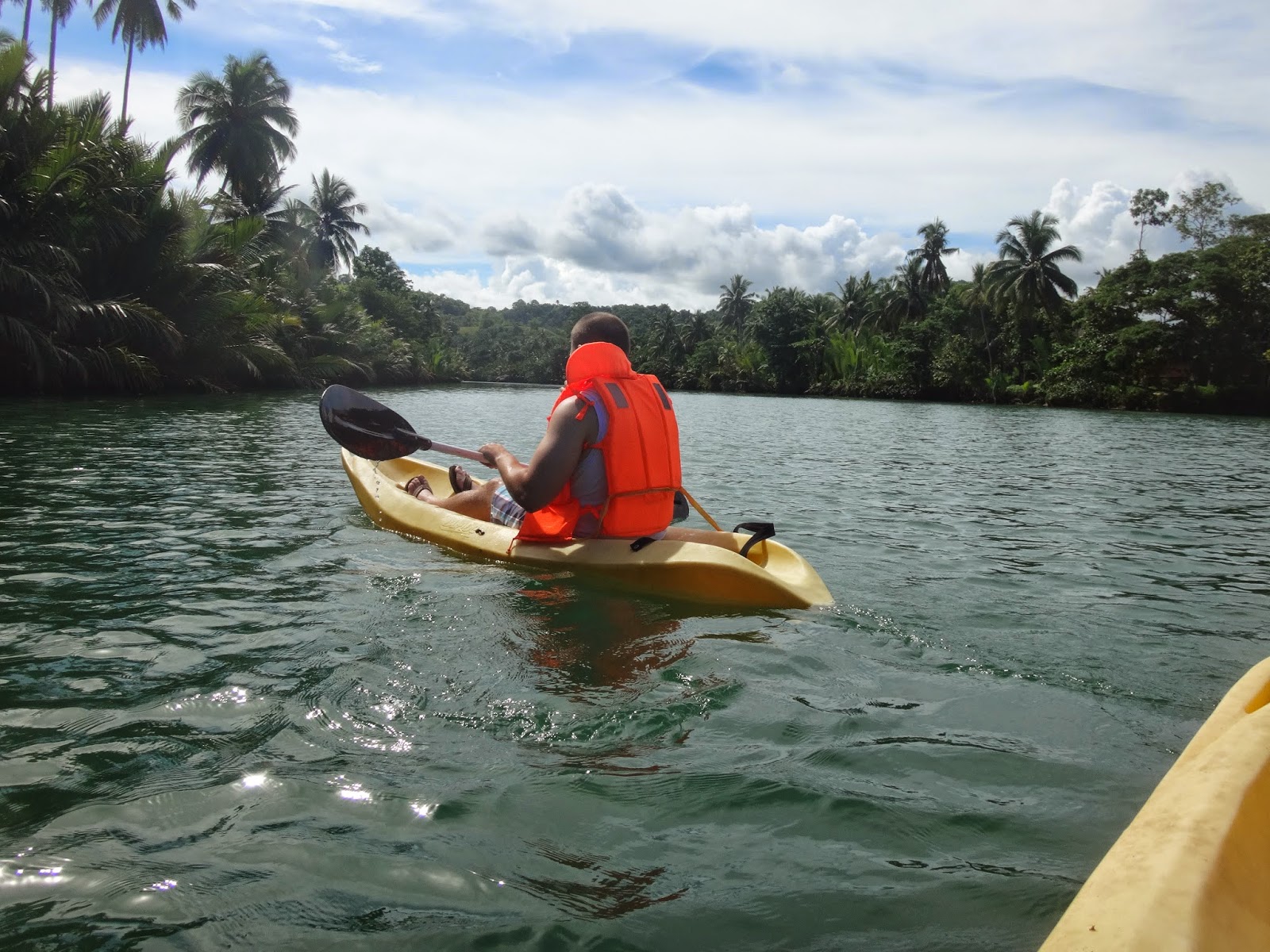 Kayaking Loboc River | The Mosbys in China