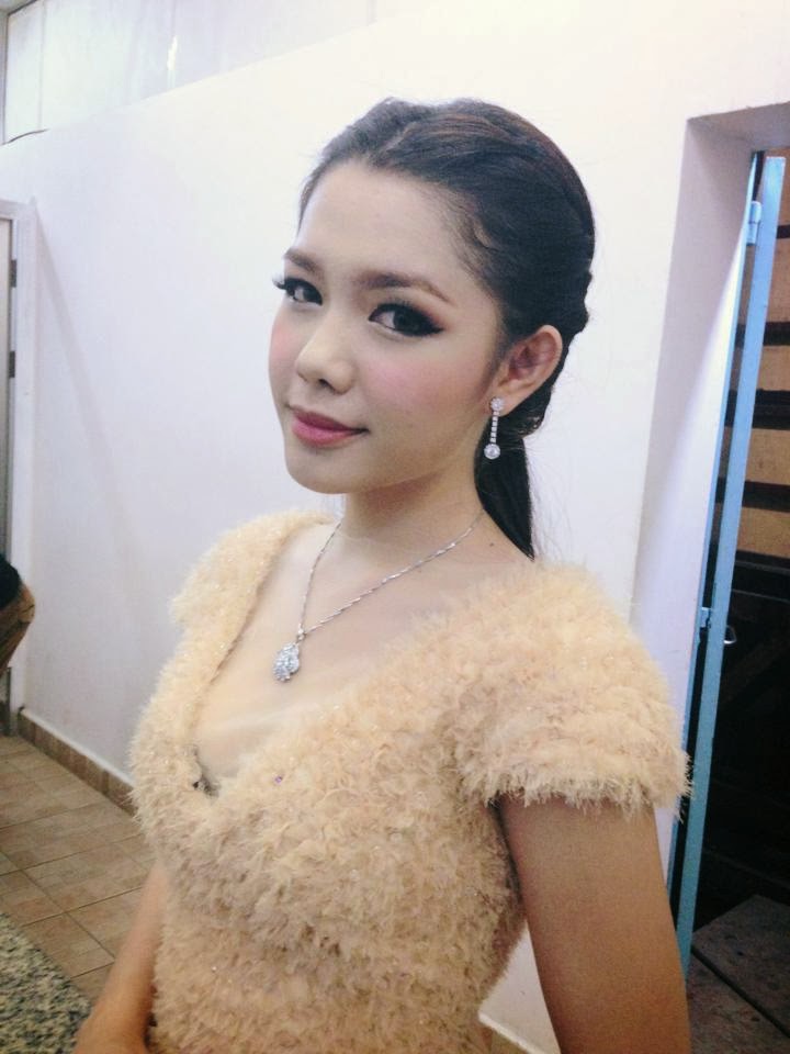 Kong Vong Yati is the best Khmer Pretty and hosting sexy Girl