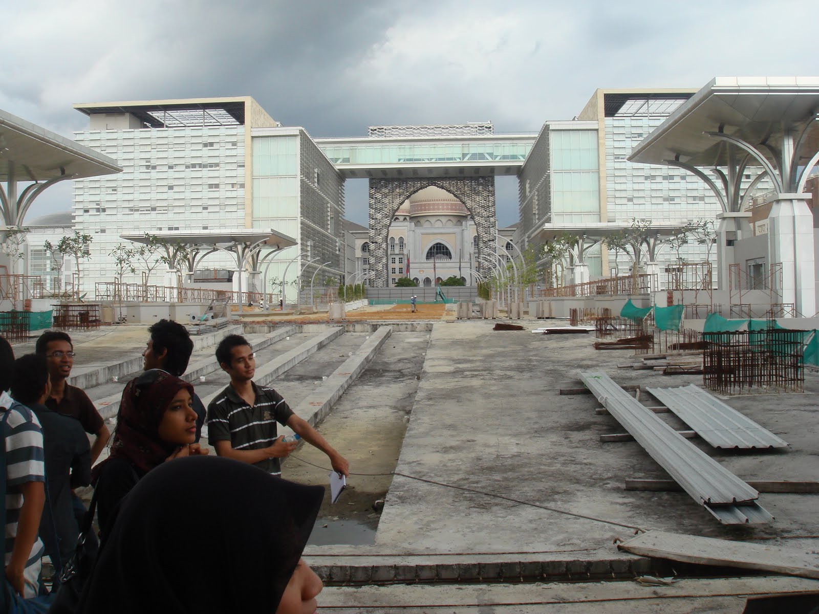 - Berdiri sama tinggi -: Masjid Al-Mizan @ Masjid Besi Putrajaya - Part 3