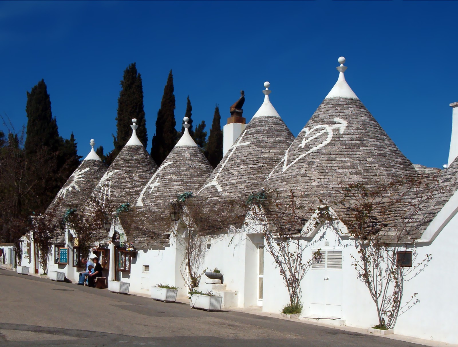HOME & GARDEN: Un trullo - des trulli