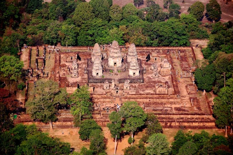 The East Mebon Temple History - Cambodia Tourism Free Online