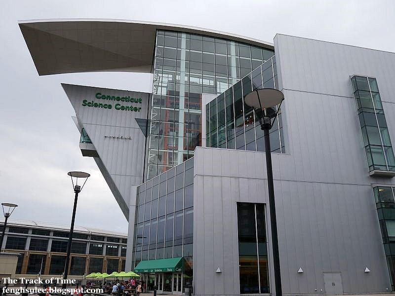 Connecticut Science Center - Entrance and Rooftop Garden | The Track of ...