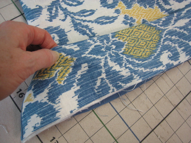 Leatherwood Design Co: Queen Anne Valance, and a lesson in facings