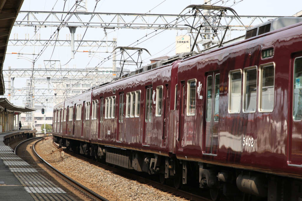 線路際の小さな幸せ: 【阪急】 5302F 『準急』 封じ込め先頭車は昔の顔