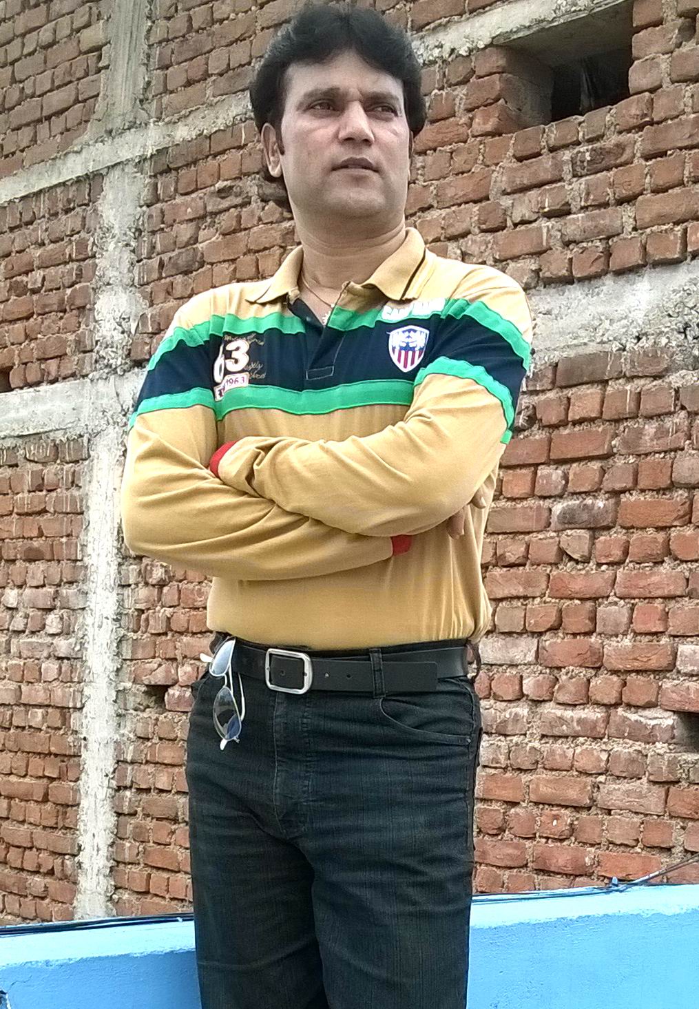 VIJAY MEHRA ( Actor)