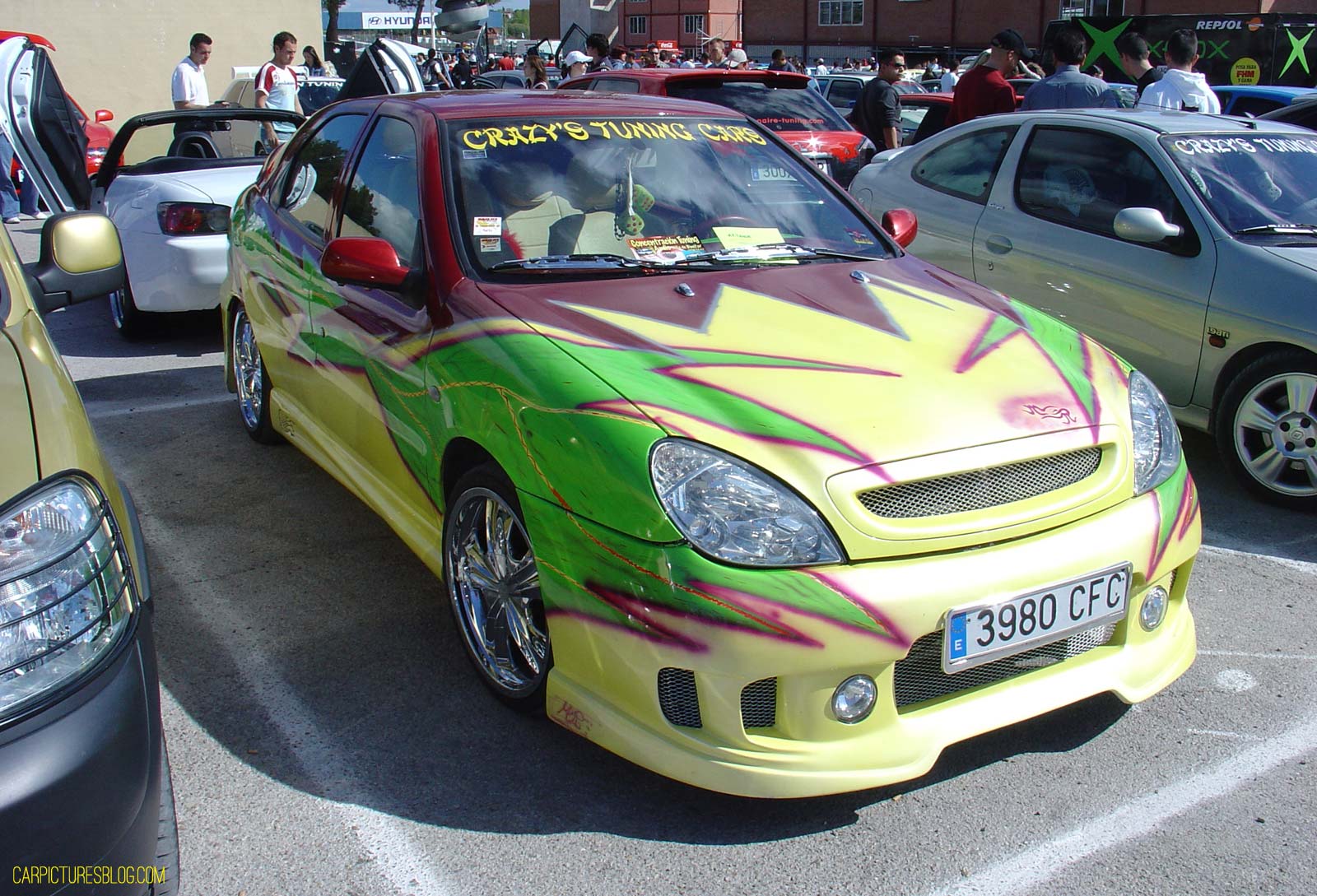 Modifiyeli Araba Resimleri: Modifiyeli Arabalar Tuning 2013