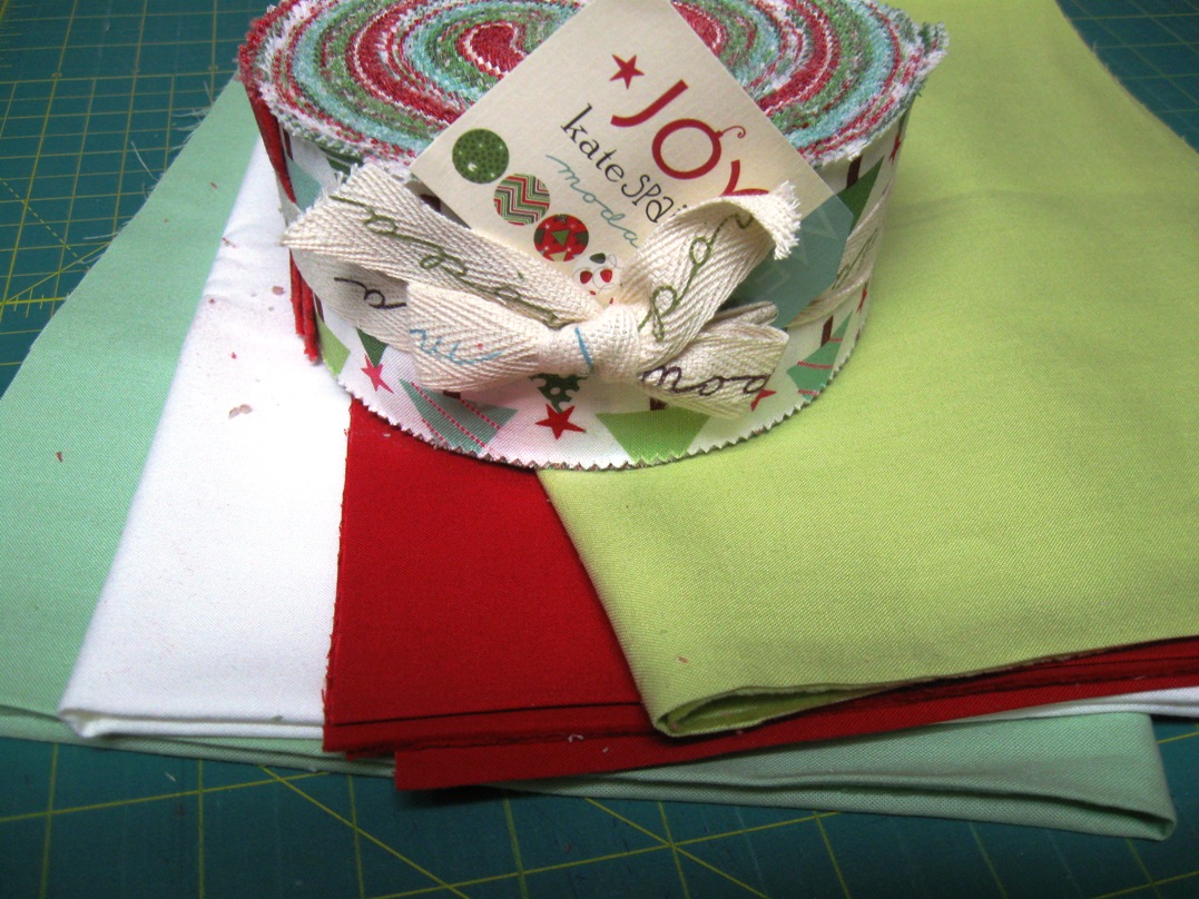 Happy Quilting: Christmas in July - Ribbons Quilt and Tutorial