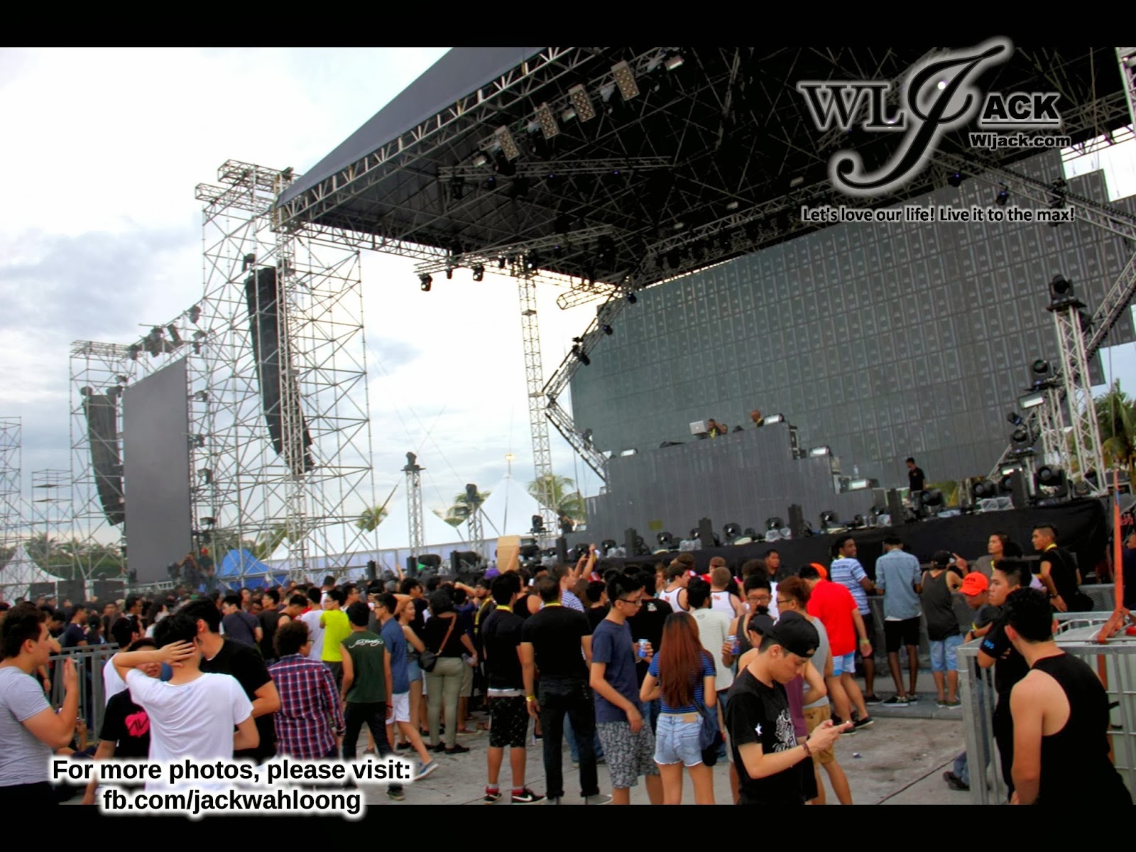 [Coverage] AVICII LIVE IN KL 2013