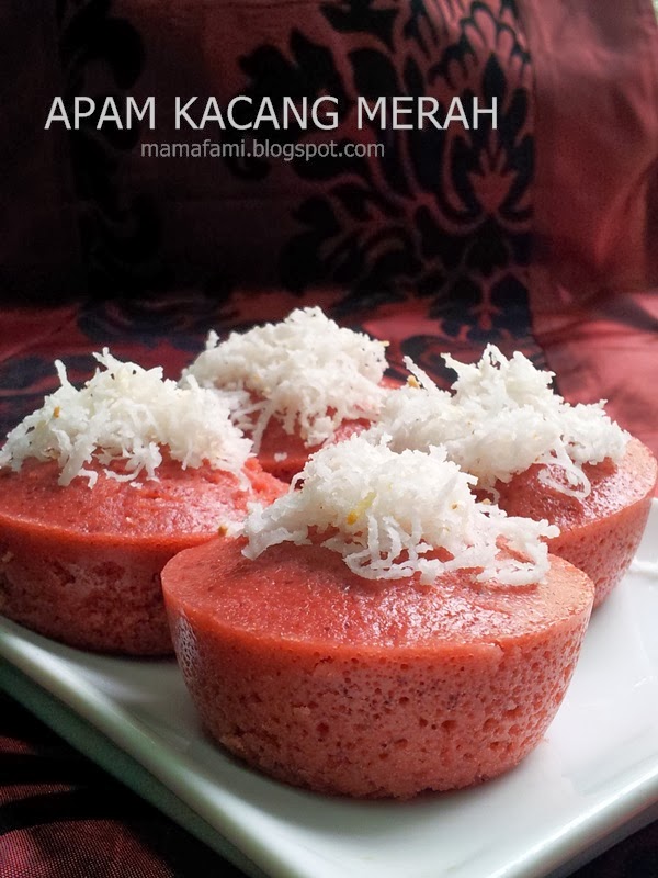 MamaFaMi's Spice n Splendour: Apam Kacang Merah