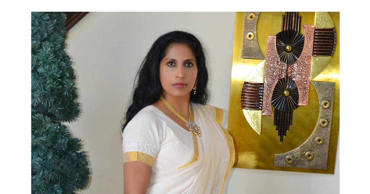 MINI RICHARD : Mini Richard In White Saree