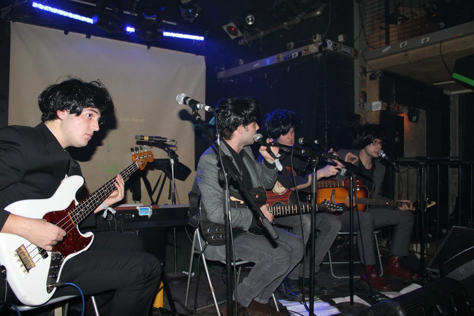 Scenesters': Scenesters' Class of 2011 - First Impressions