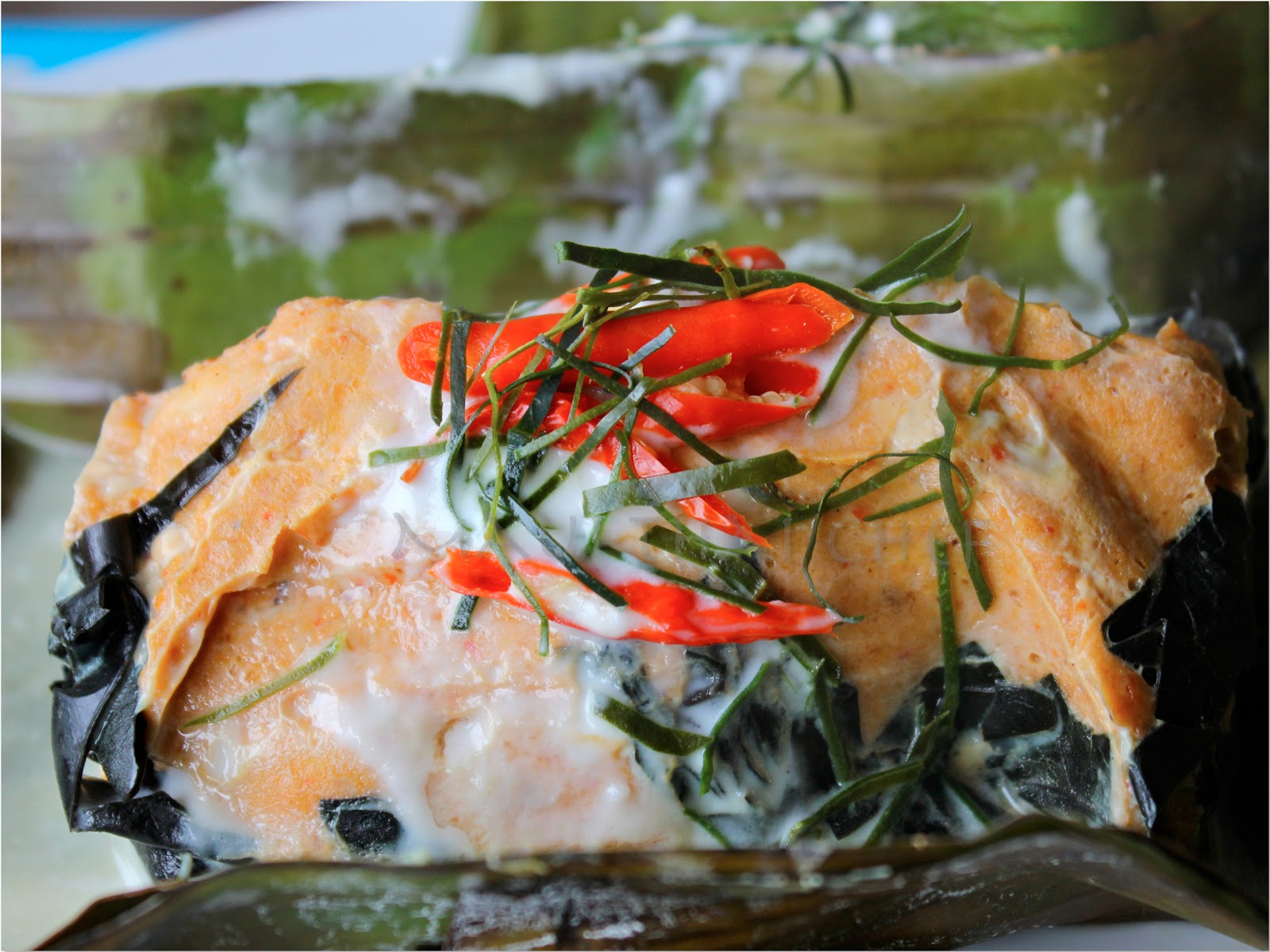 Maui Thai Chef: "Hoa-Mook"Fish Curry In Banana Leaves