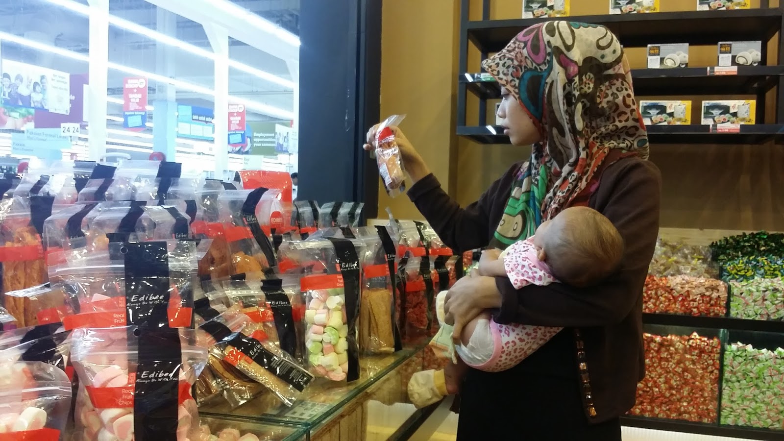 KEDAI EDIBEE JUAL PELBAGAI JENIS MANISAN DAN KEROPOK | Ceritera Si ...