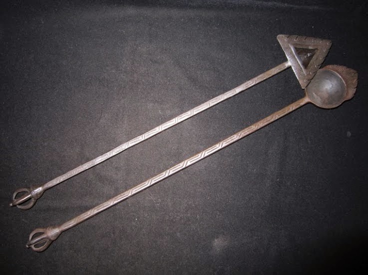 Between Science And Religion: Tantric Buddhist Fire Spoons (火供灌杓)