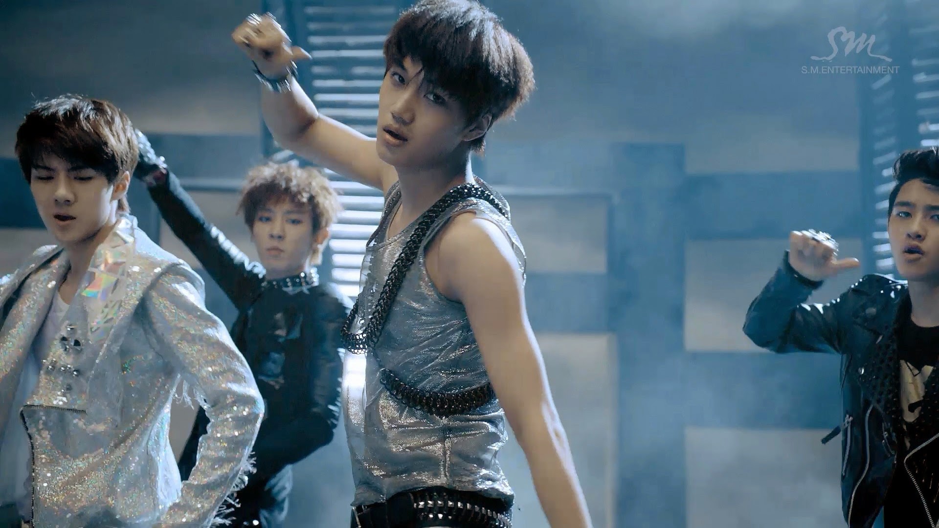 EXO - Mama MV και who-is-who | I say myeolchi // k-pop in greek