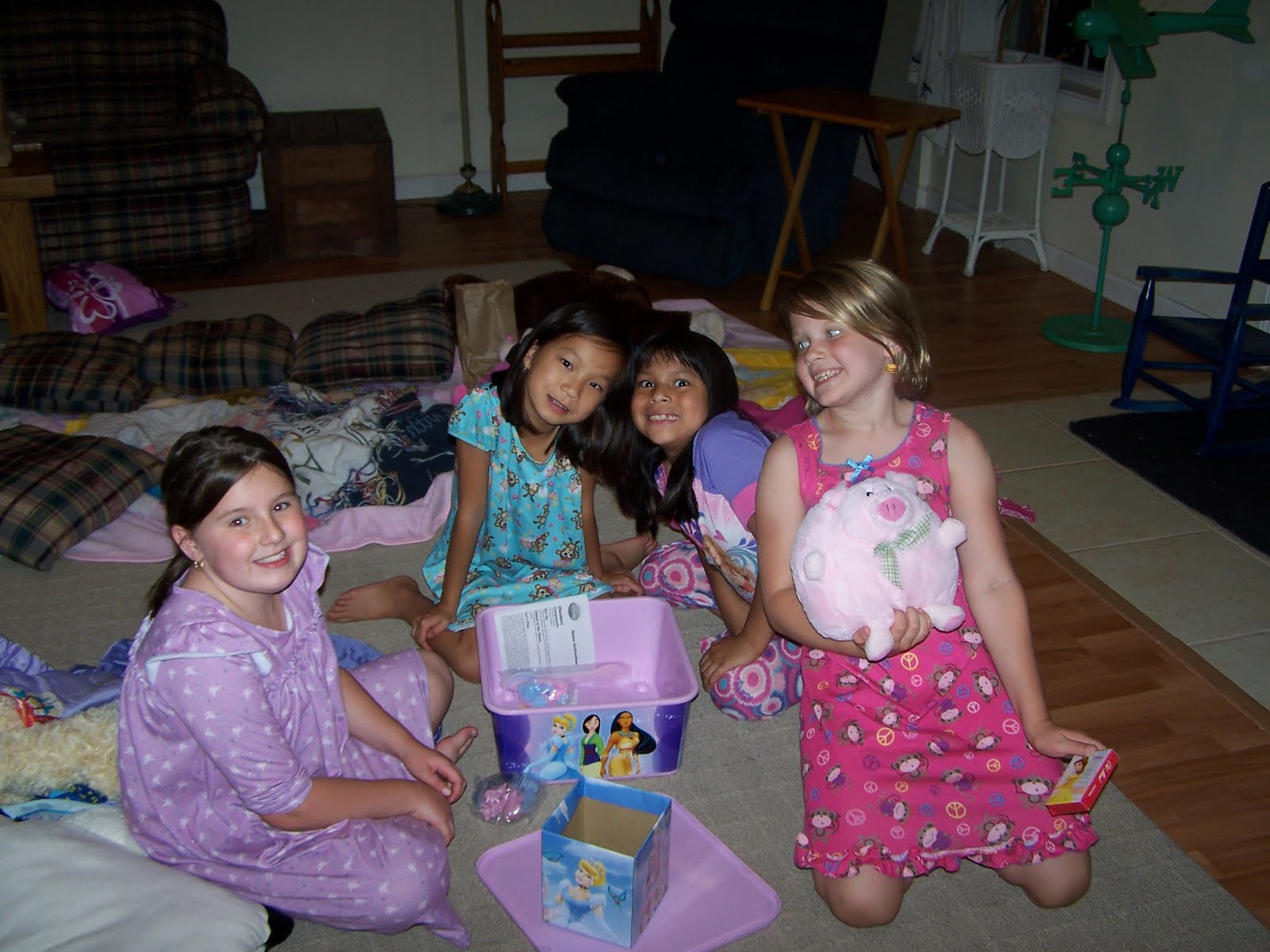 DINN FAMILY: More girlie girl sleepover photos