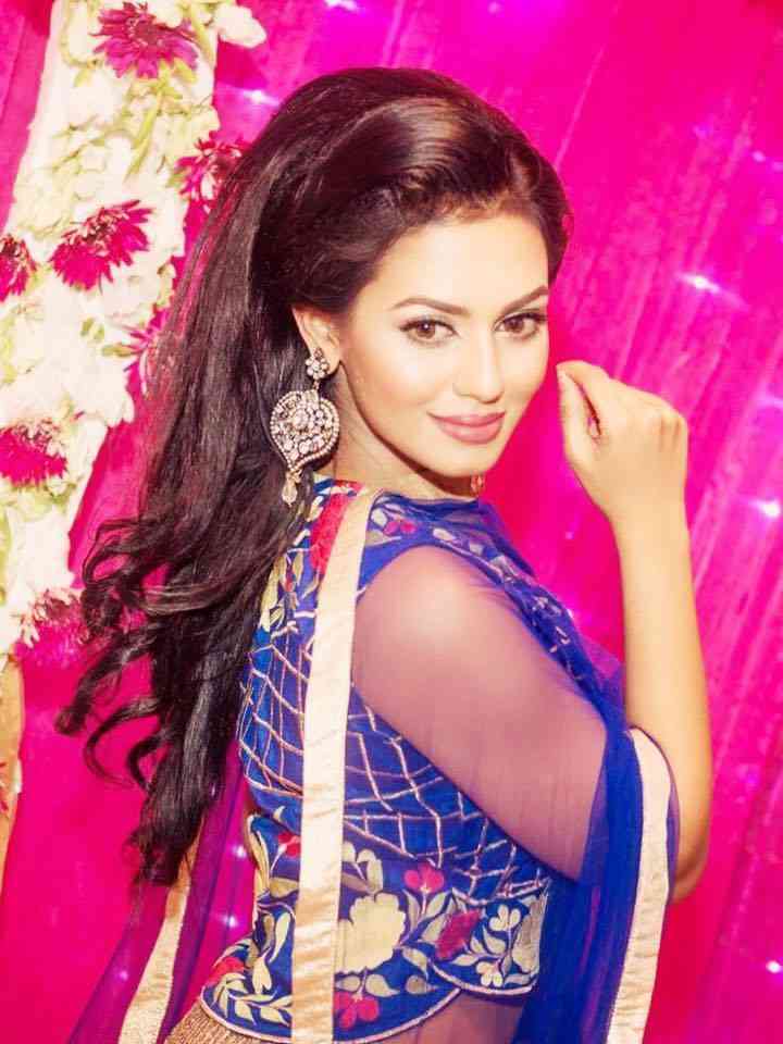 Celebrity Biography Books : Nusrat Faria Biography | BD Model Nusrat ...