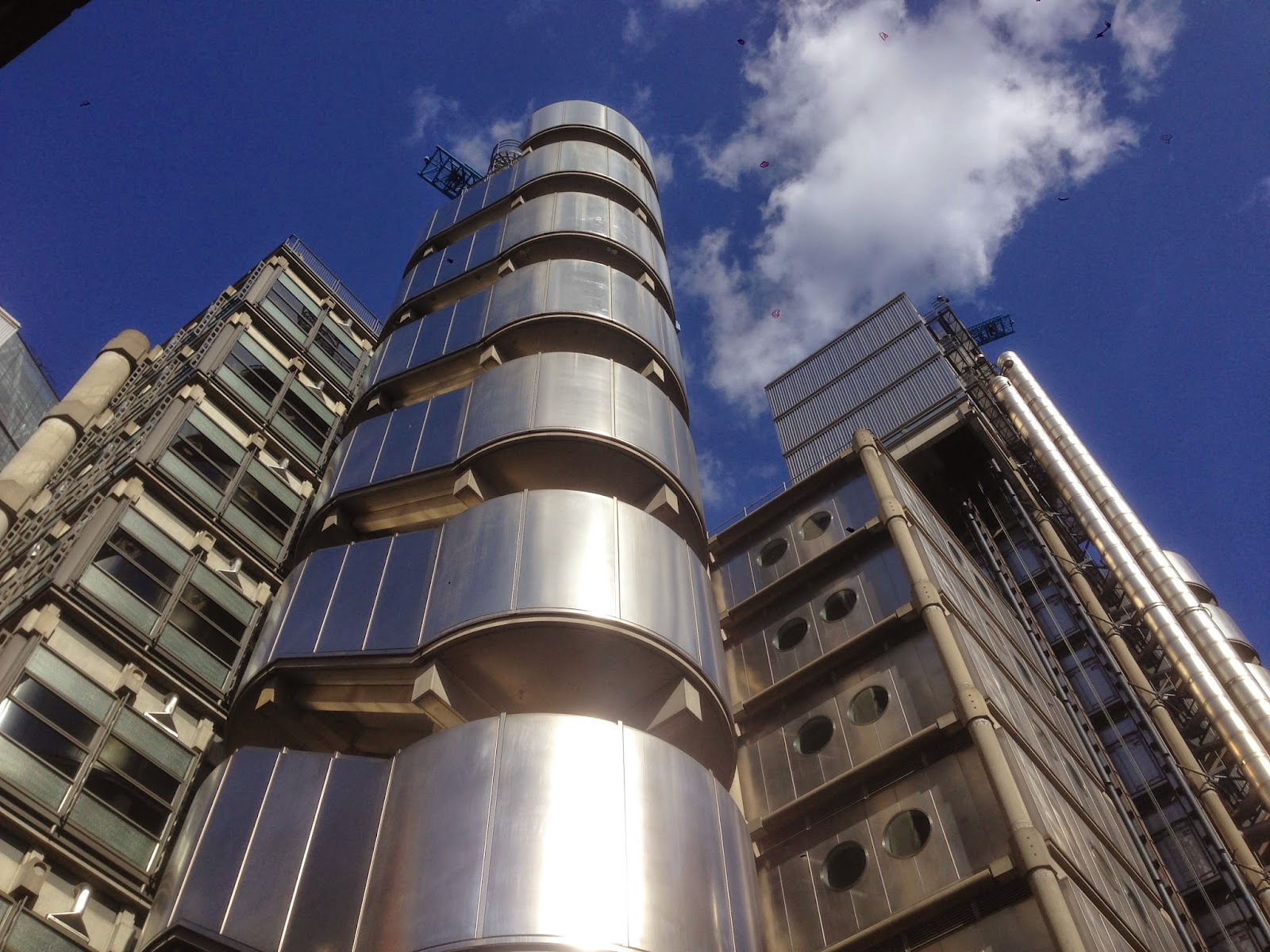 Post-War Architecture in London - A Walk through the City