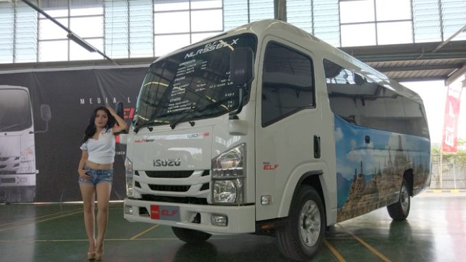 Isuzu ELF NLR 55LX Mikrobus Long 20 seat
