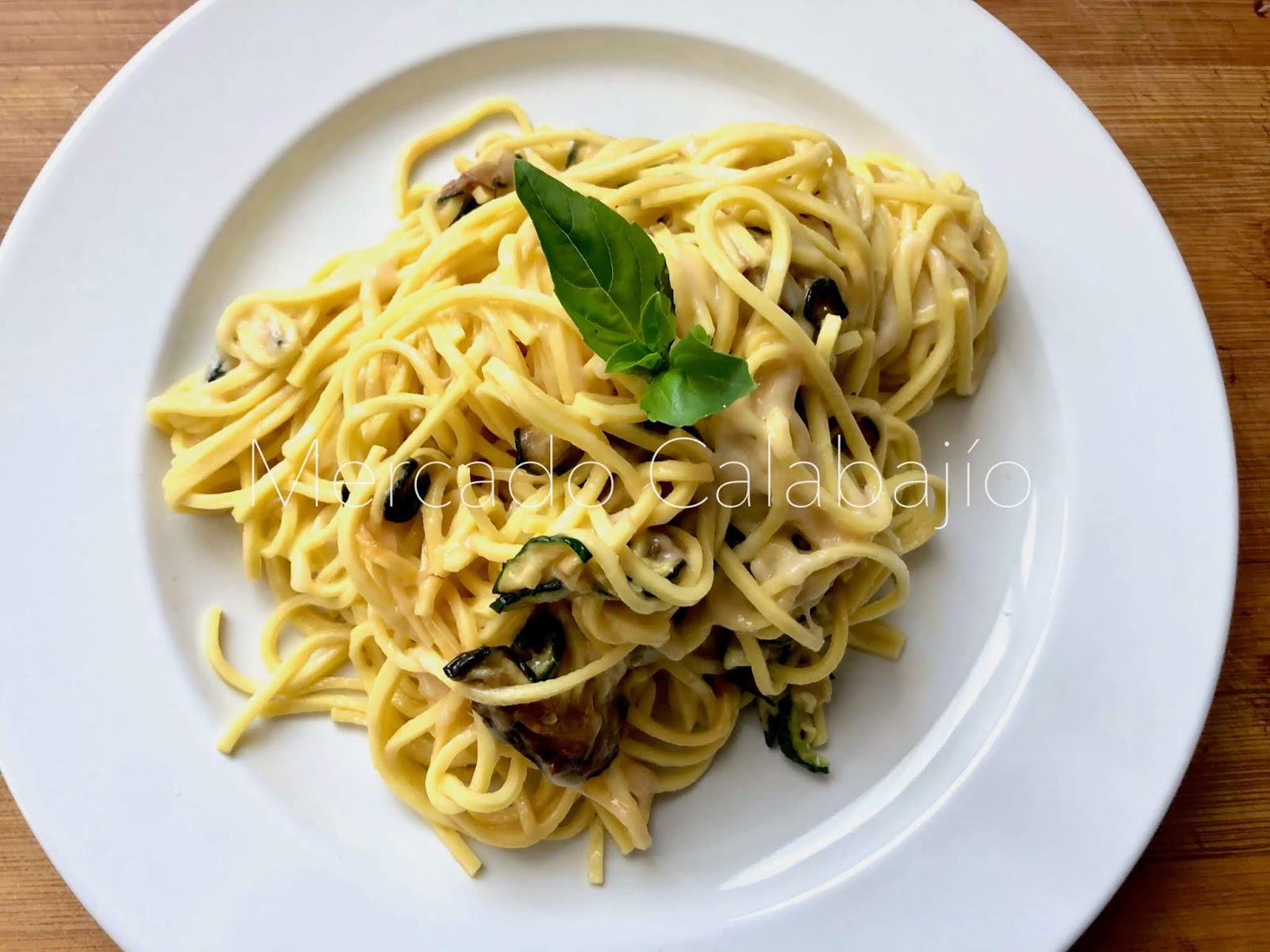 Espaguetis a la Nerano, una receta de pasta desconocida | Mercado Calabajío