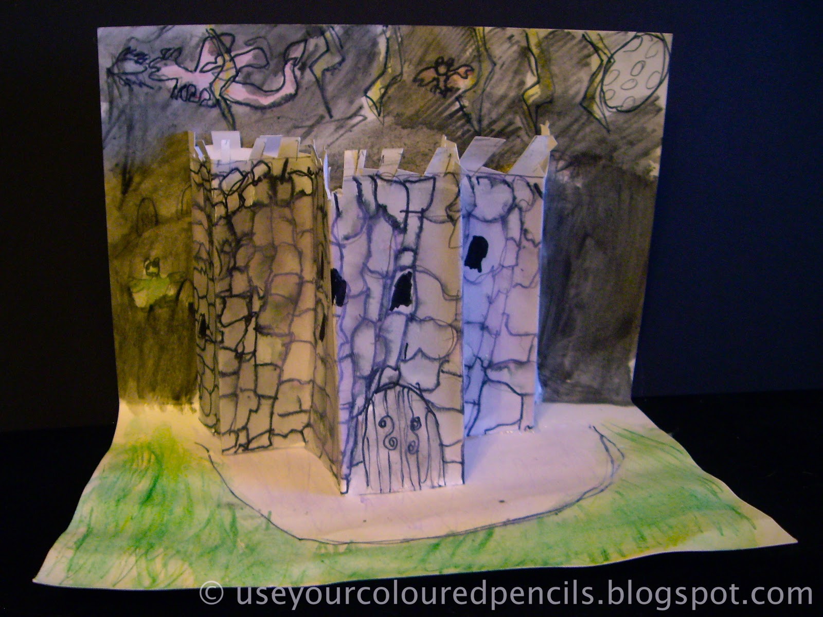 Use Your Coloured Pencils: Cardboard Castles