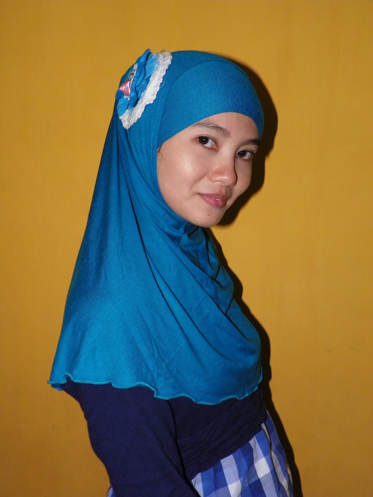 Tiara Jilbab Collection: Jilbab Phasmina panjang sembur & Jilbab Siria ...