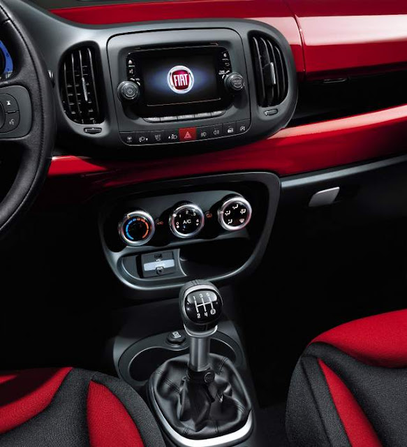 Fiat 500L: fotos oficiais do interior divulgadas