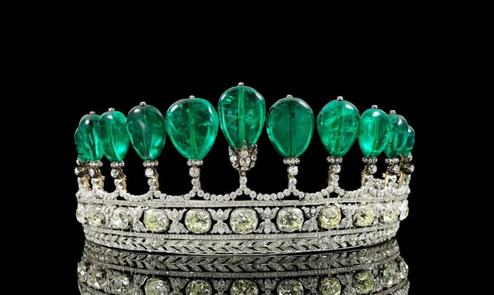 JAIPUR GEMS: Emerald (पन्ना)