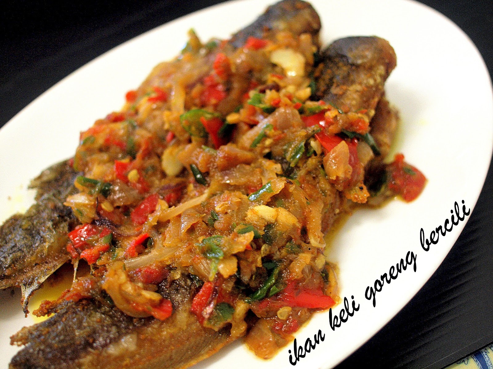 Pesona Cinta Cida de'Nuanza: Asam Pedas Ikan Keli