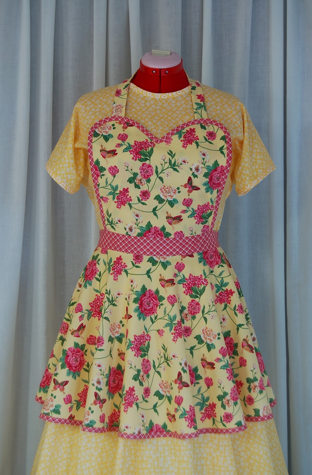 Dolly Creates: • Aprons Galore