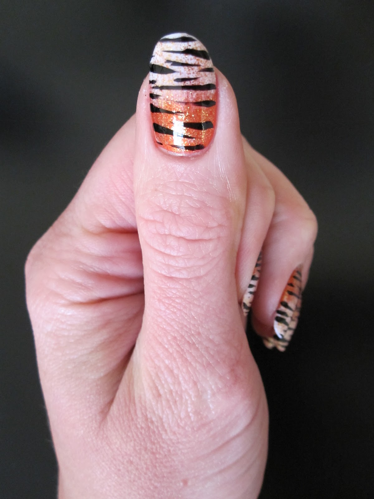 Look Your Best!: Nails Addiction: Bengal Tiger Manicure