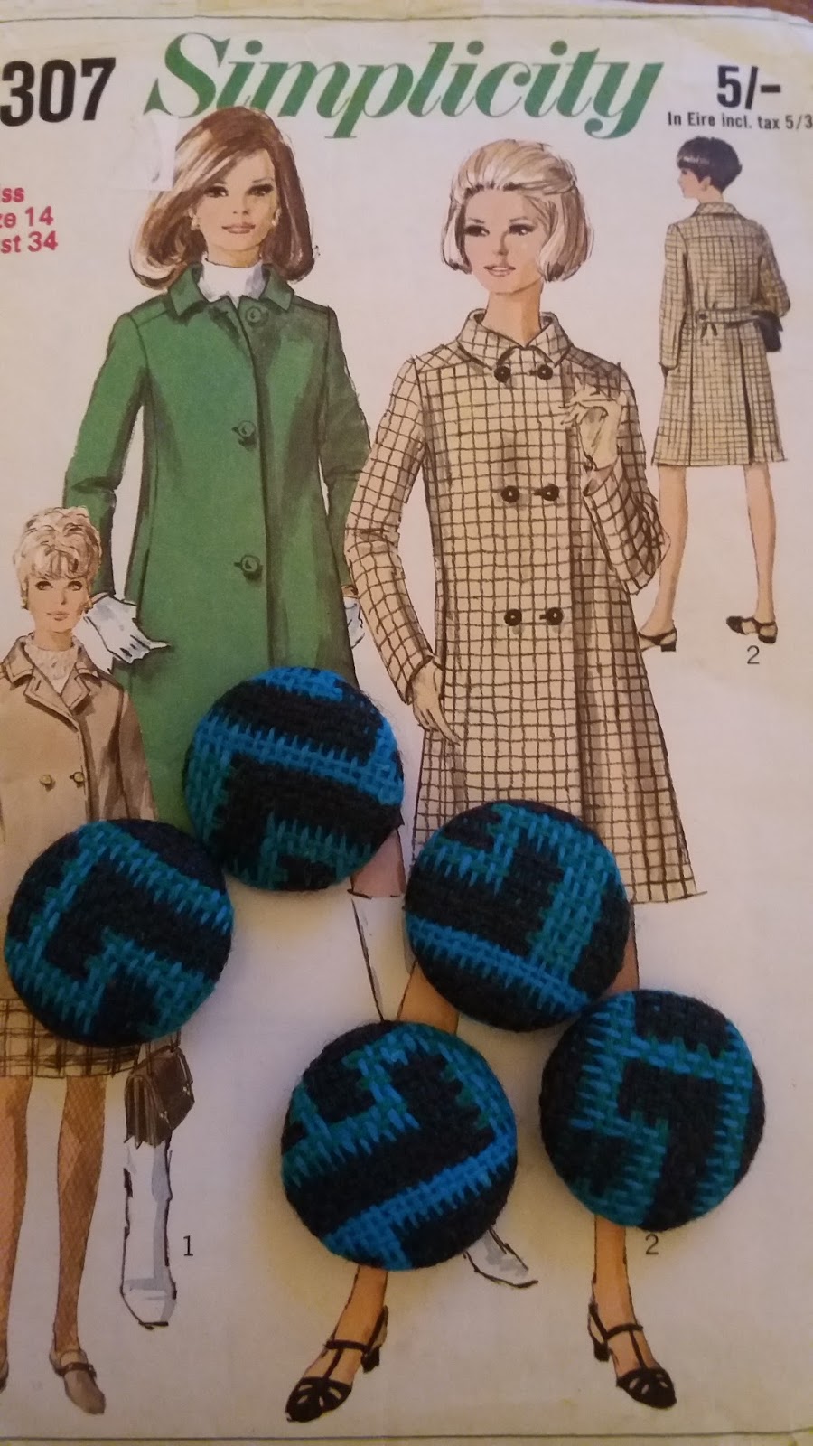 Three Stories High: Diary of a #vintagepledge Coat Challenge