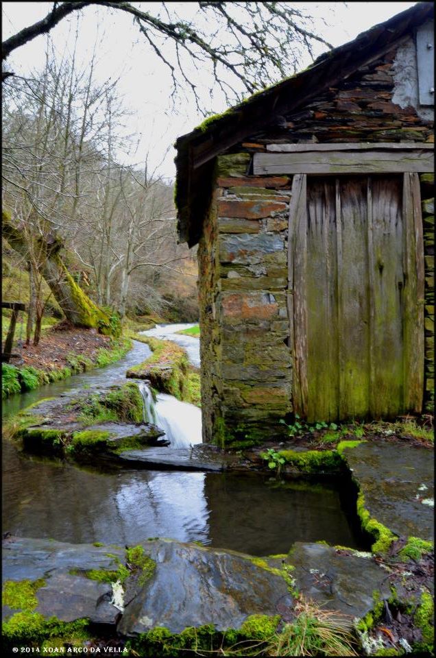 XOAN ARCO DA VELLA: MUIÑOS EN FERRAMULIN - RIO SELMO - COUREL